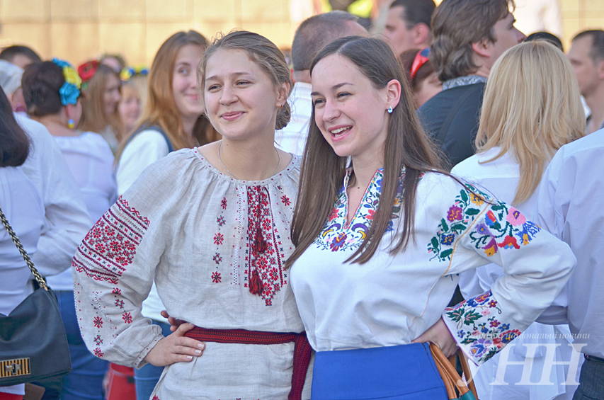 5 Ways To Wear Ukrainian Vyshyvankaeuromaidan Press News And Views