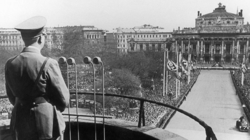 Munich and the Molotov-Ribbentrop pact revisited, Part 2: Hitler's ...