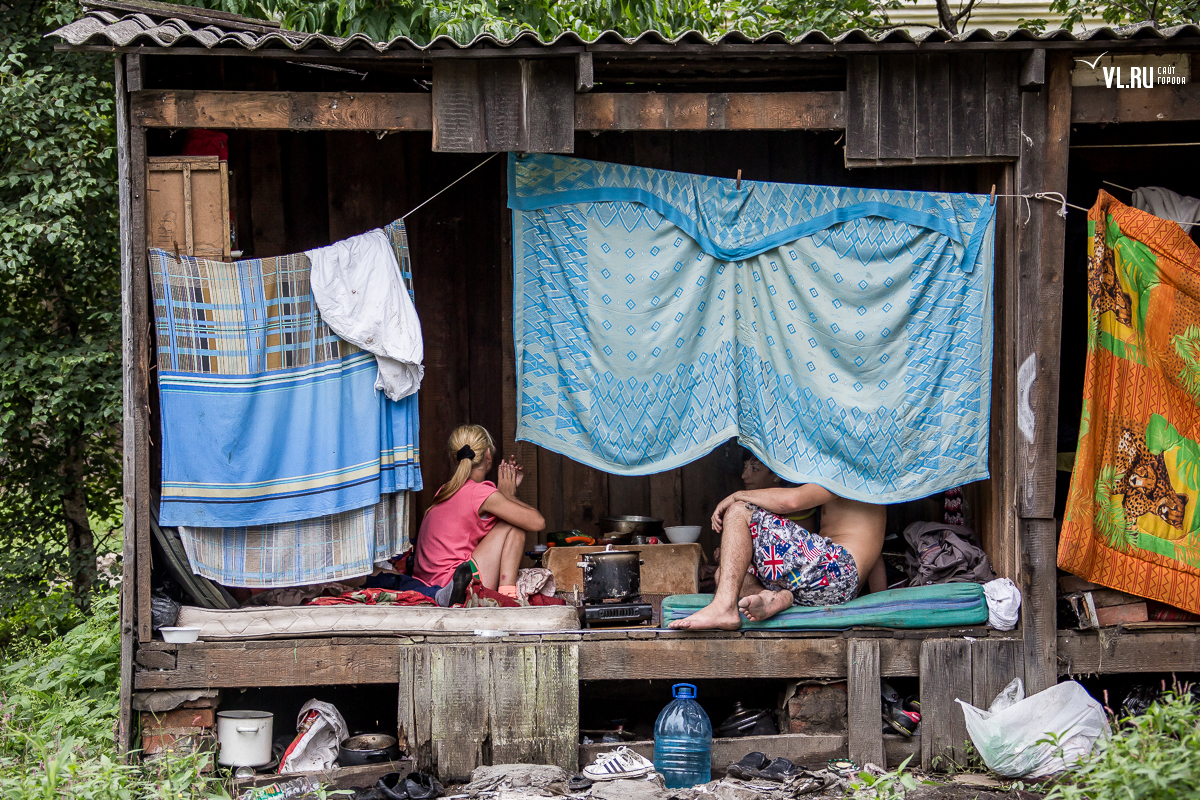 Russia has as many as 5 million homeless, not the 64,000 Rosstat ...