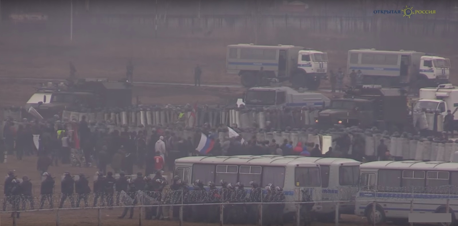 Kremlin, worried about a popular explosion, taking steps to suppress it ...