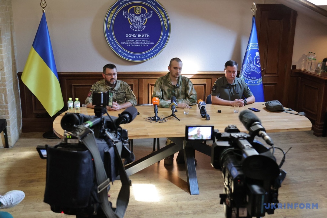 Double-agent Russian officer facilitates 11 surrenders in Ukraine's ...