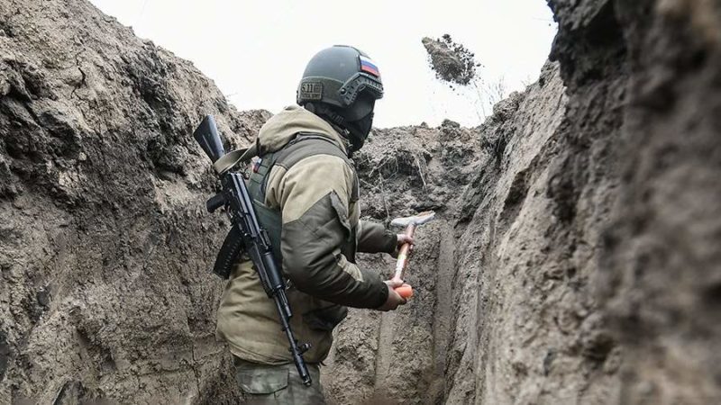DeepState: Russians have built over 6,000 km of fortifications in ...