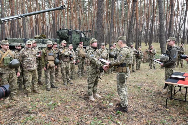 Ukraine receives eight Swedish Archer howitzers - Euromaidan Press