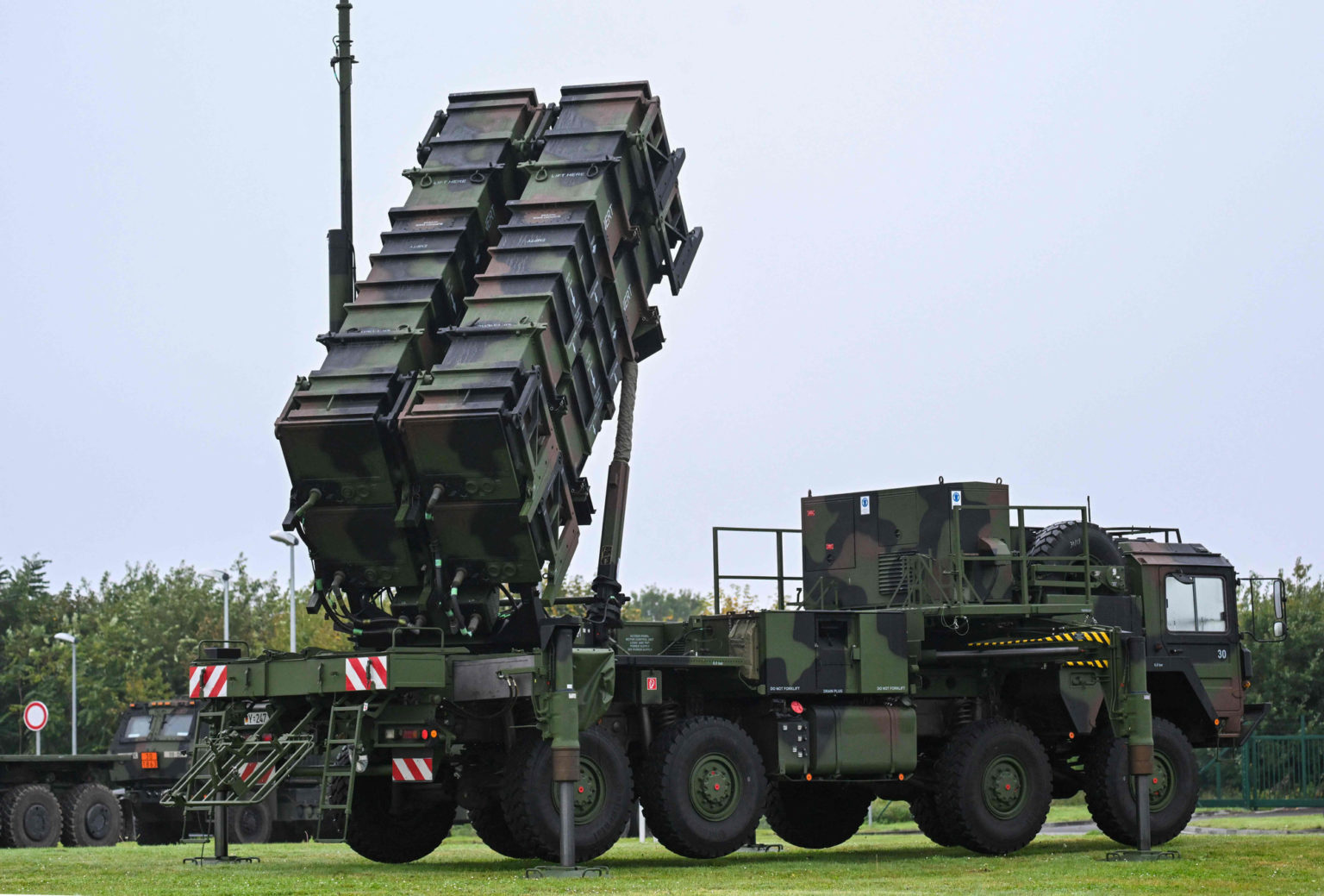 Romania delivers Patriot missile-defense system to Ukraine - Euromaidan ...