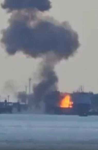 Ukrainian military severely damage Russian ferry Slavyanin in Kavkaz ...