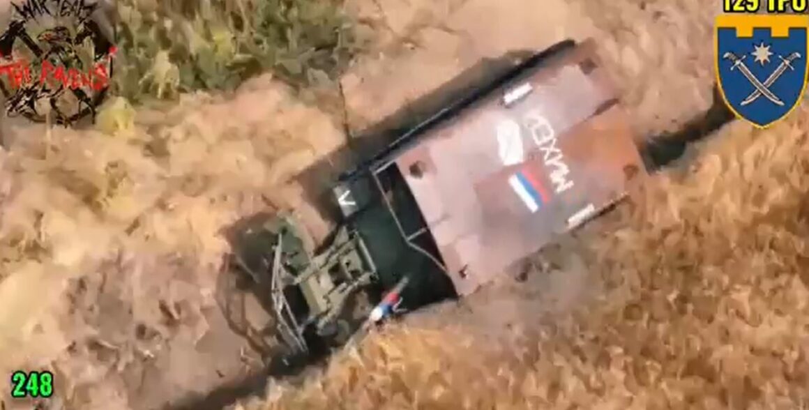 Forbes: Russian tanks fall victim to own defenses in failed Kursk ...