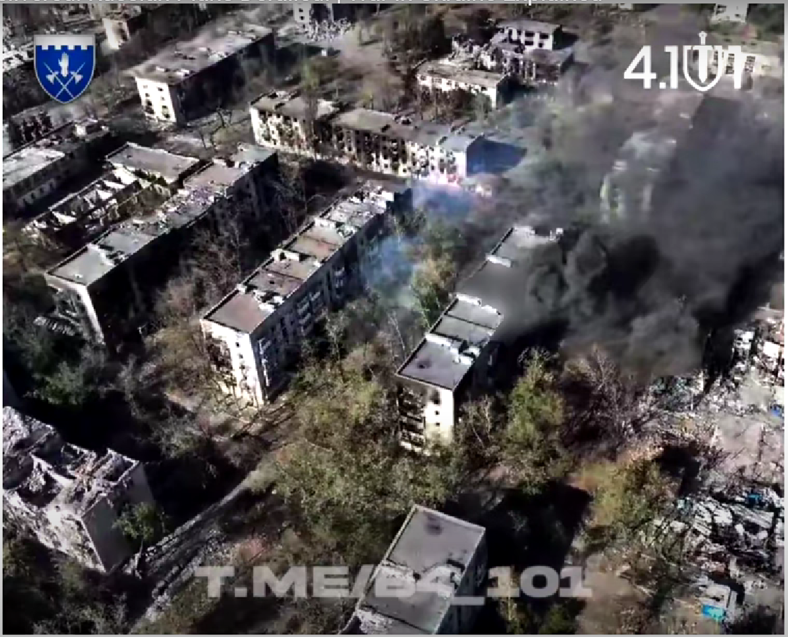 Frontline report: Ukraine's demolition squads turn Toretsk high-rises ...