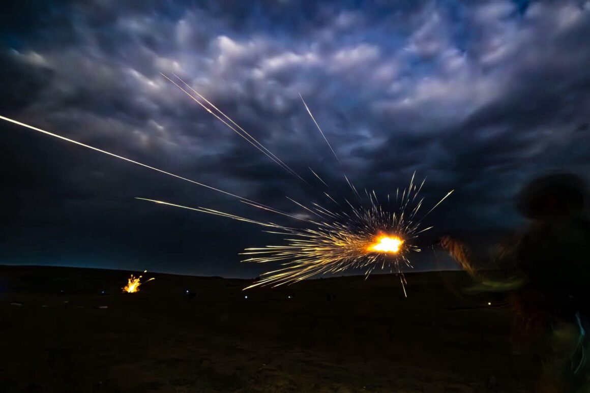 Russian advances threaten Ukrainian defenses in Toretsk - Euromaidan Press