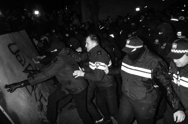 Inside the police crackdown on Georgia's pro-EU protests: a photo ...