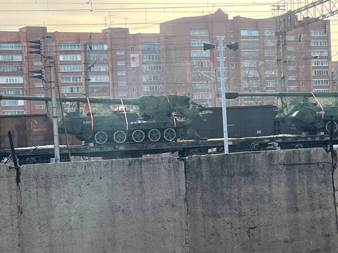 North Korean M1989 Koksan long-range self-propelled artillery spotted ...