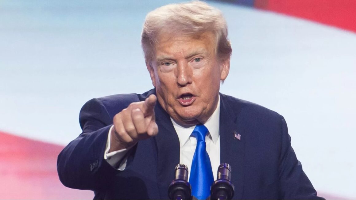 WP: Trump must avoid appeasement trap in Ukraine-Russia peace talks if ...