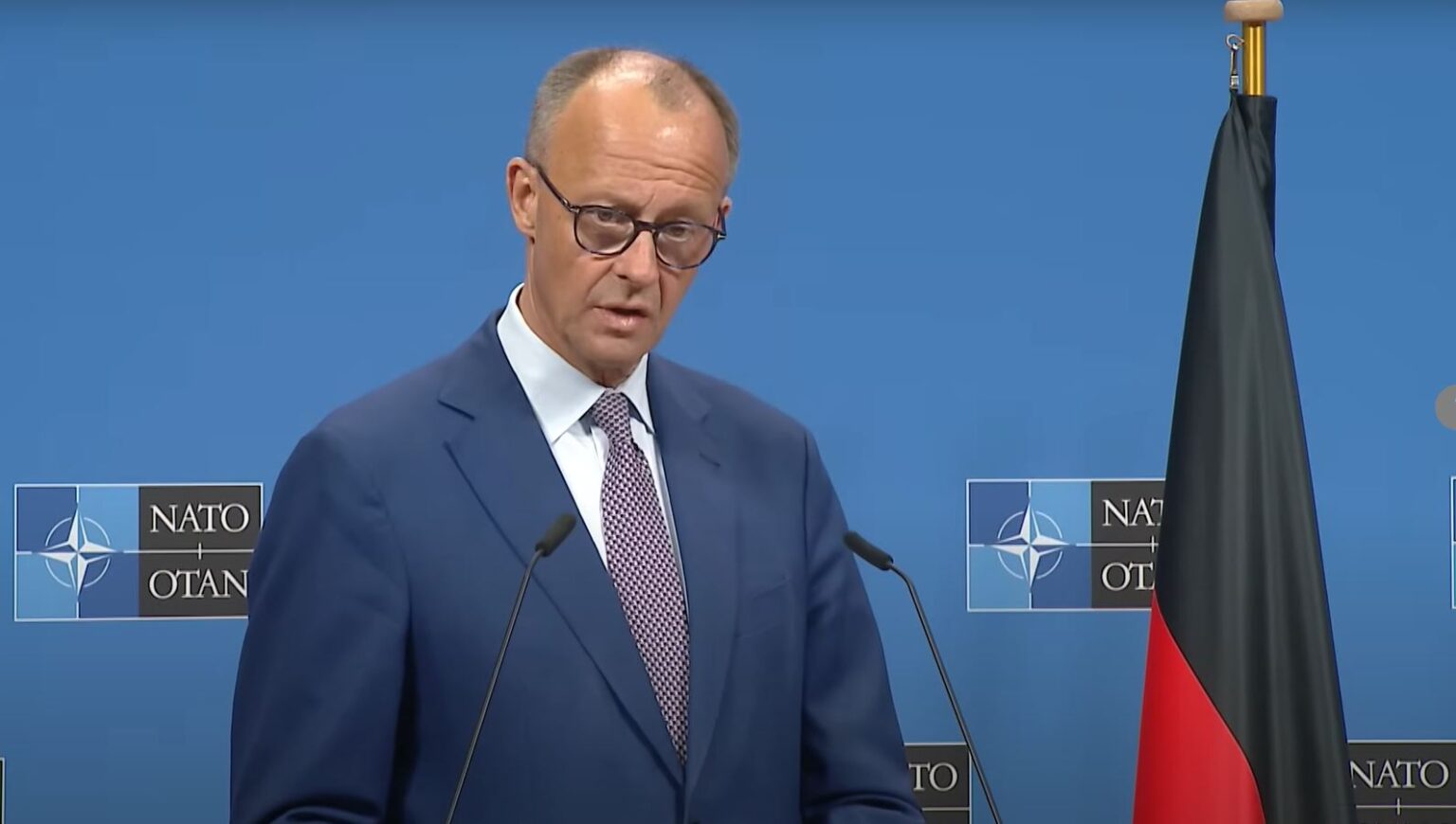 Merz: Putin "may be the most serious war criminal of our time ...