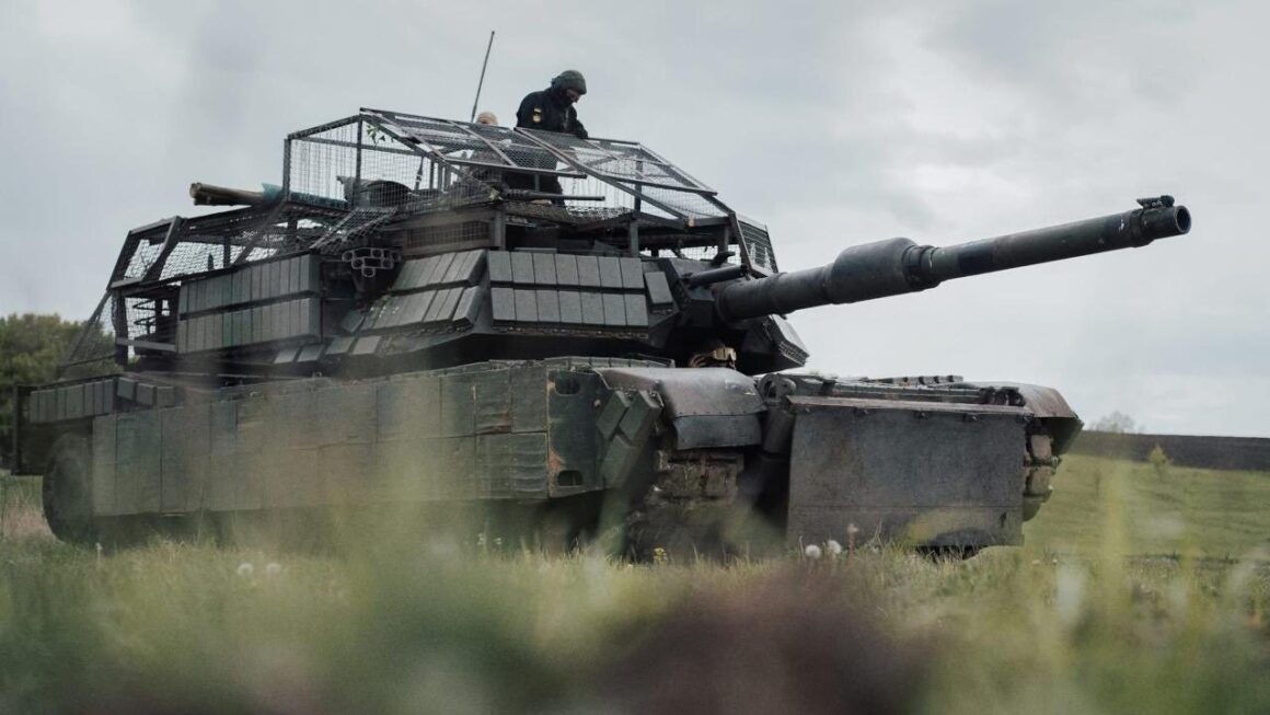 Ukraine’s new Abrams tanks are ready—but is the army?