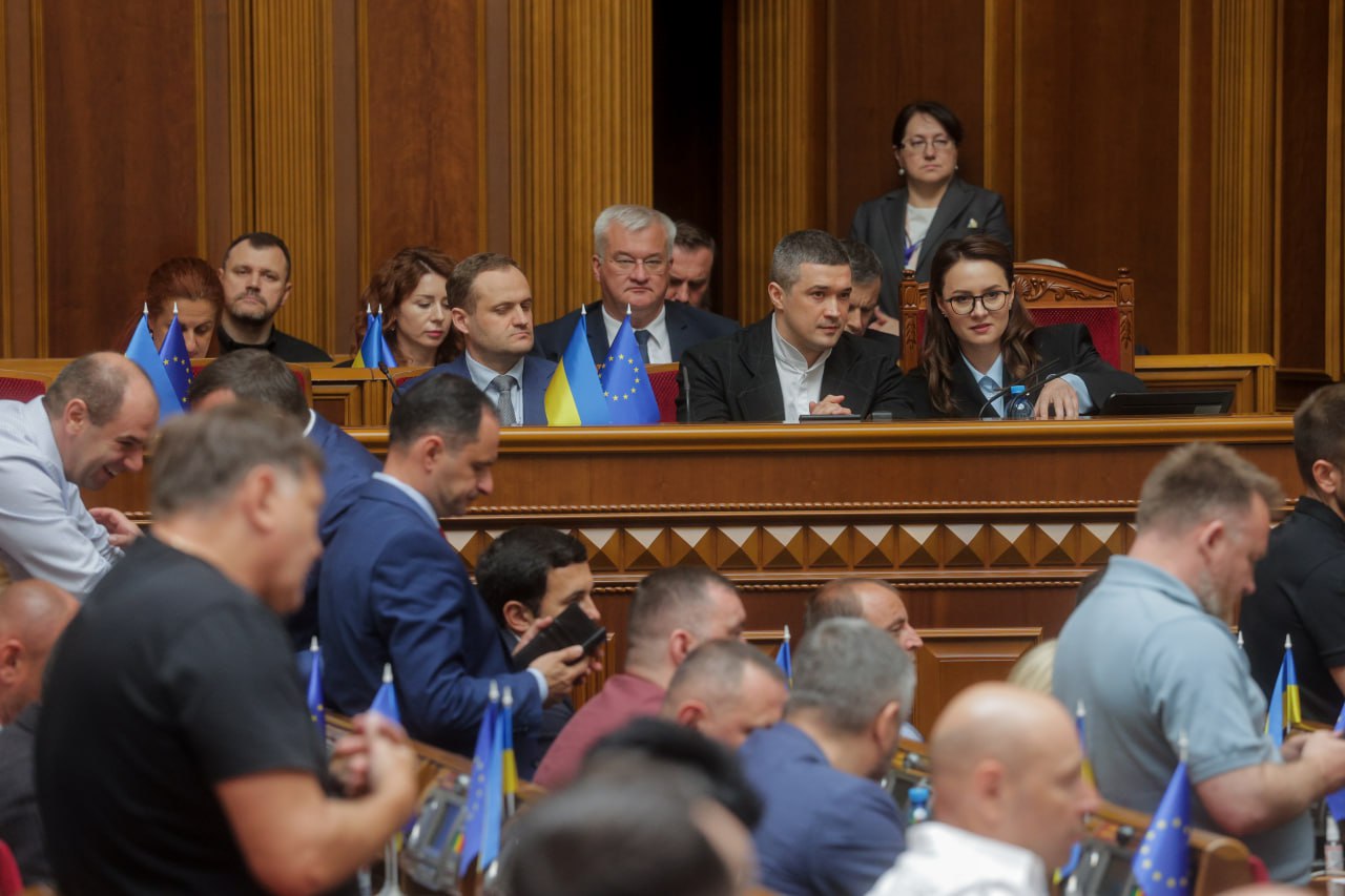 Ukraine's new wartime cabinet: 16 ministers in major reshuffle