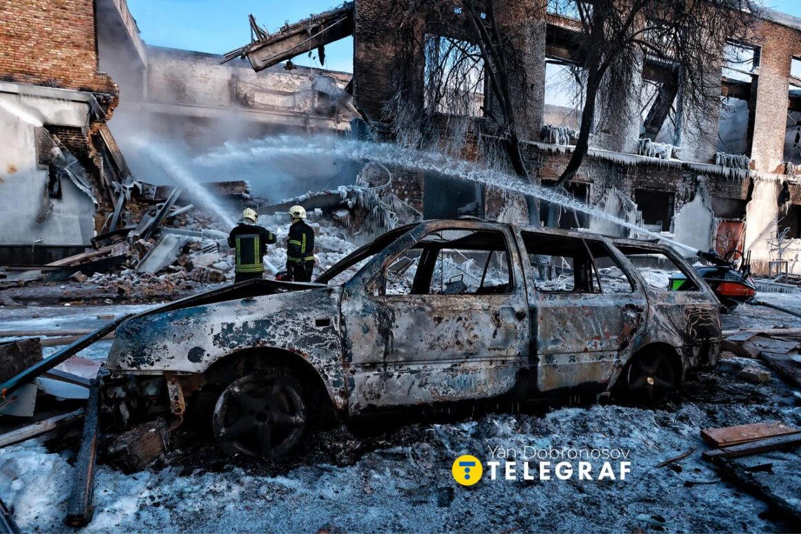 Russia says it wants peace. Then it launches attacks on Ukraine which ...